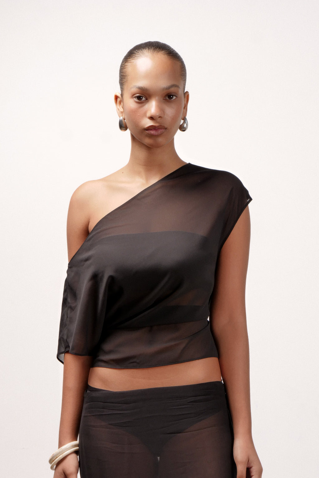 Freya Top Midnight – Neil Vernon